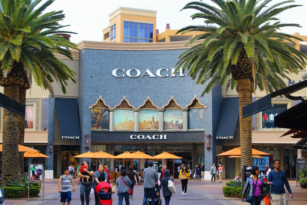 Citadel Outlets - Office du tourisme des USA